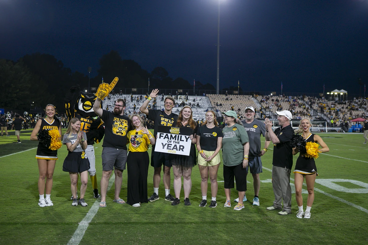 KSU Family of the Year! | Owl Family Hub